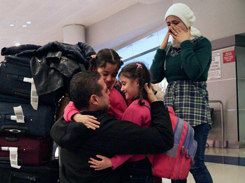 Syrian family reunited at JFK Airport – San Diego Jewish World
